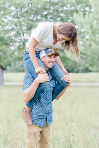 5 Lift Poses to Try at your Next Engagement Session | Brittany Navin
