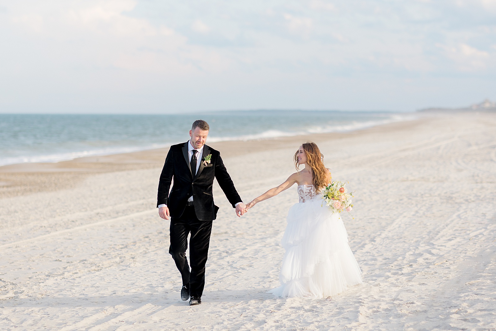 Modern Beach Wedding Editorial | Brittany Navin Photography
